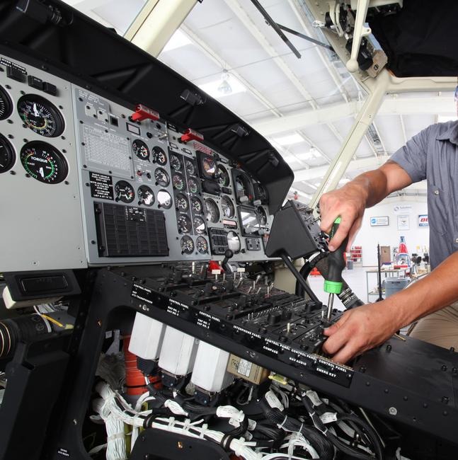 Arrow Aviation - Avionics Photo #6 - Arrow Aviation